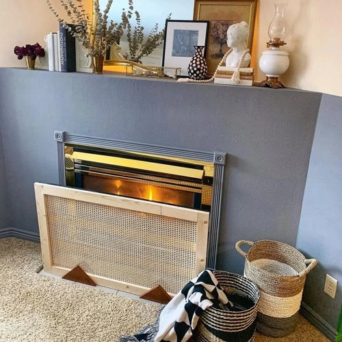 Compare Benjamin Moore Cinder with other colors