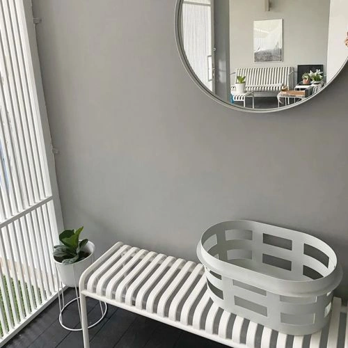 RAL Classic Pearl beige vs. Jotun Iron Grey comparison