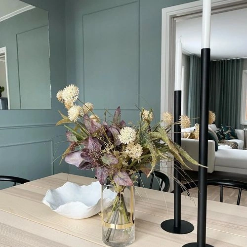 Jotun Amber Red vs. Jotun Soft Teal comparison